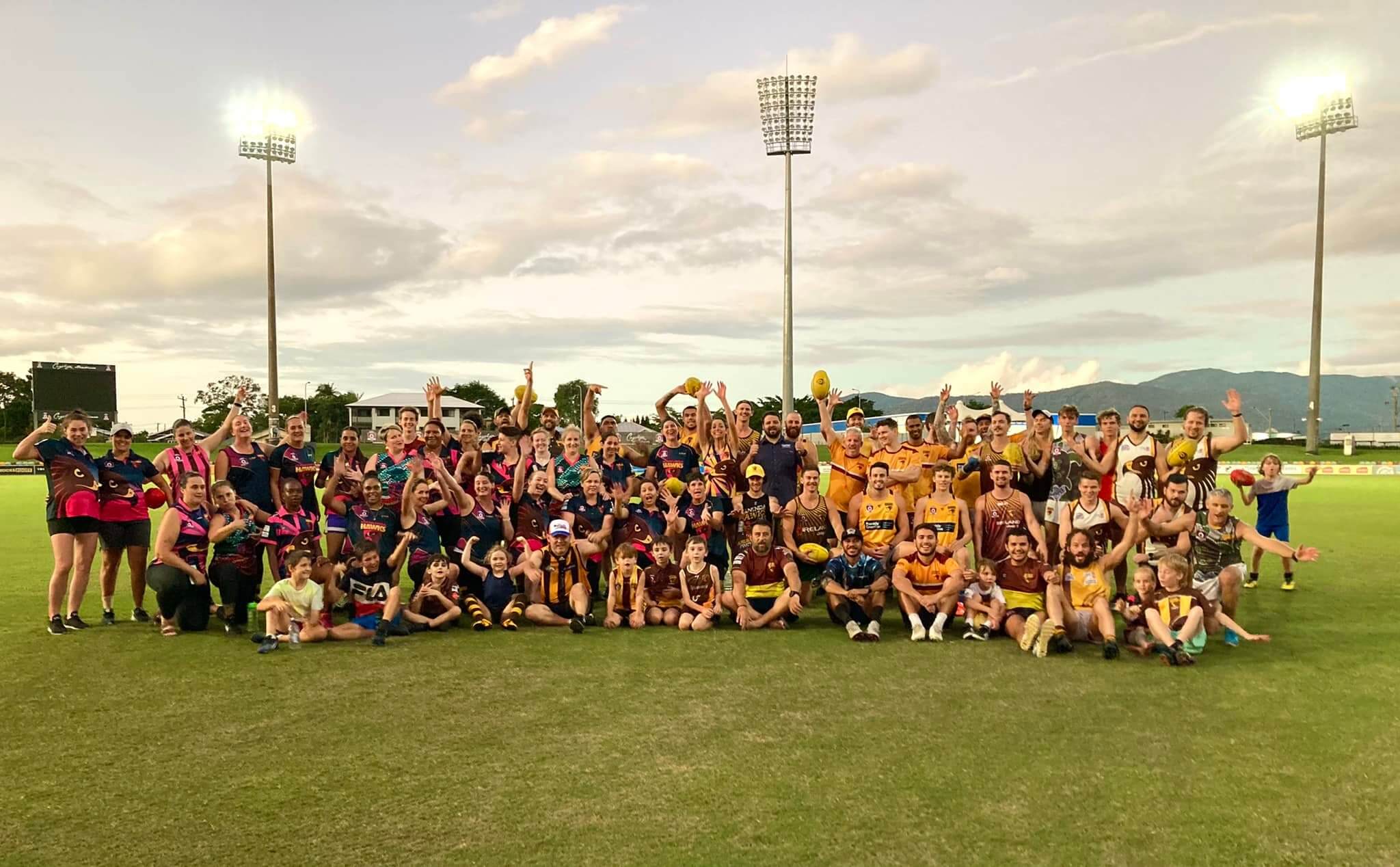 About Us - Manunda Hawks AFC